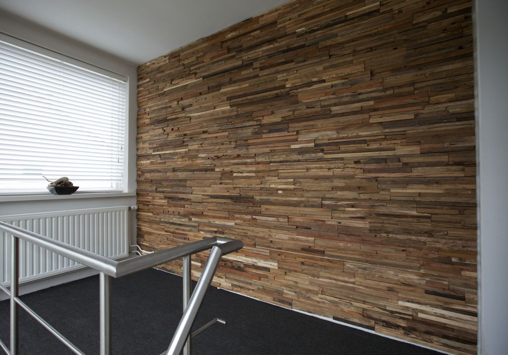 Holz Wandverkleidung an der ganzen Wand | BS-Holzdesign